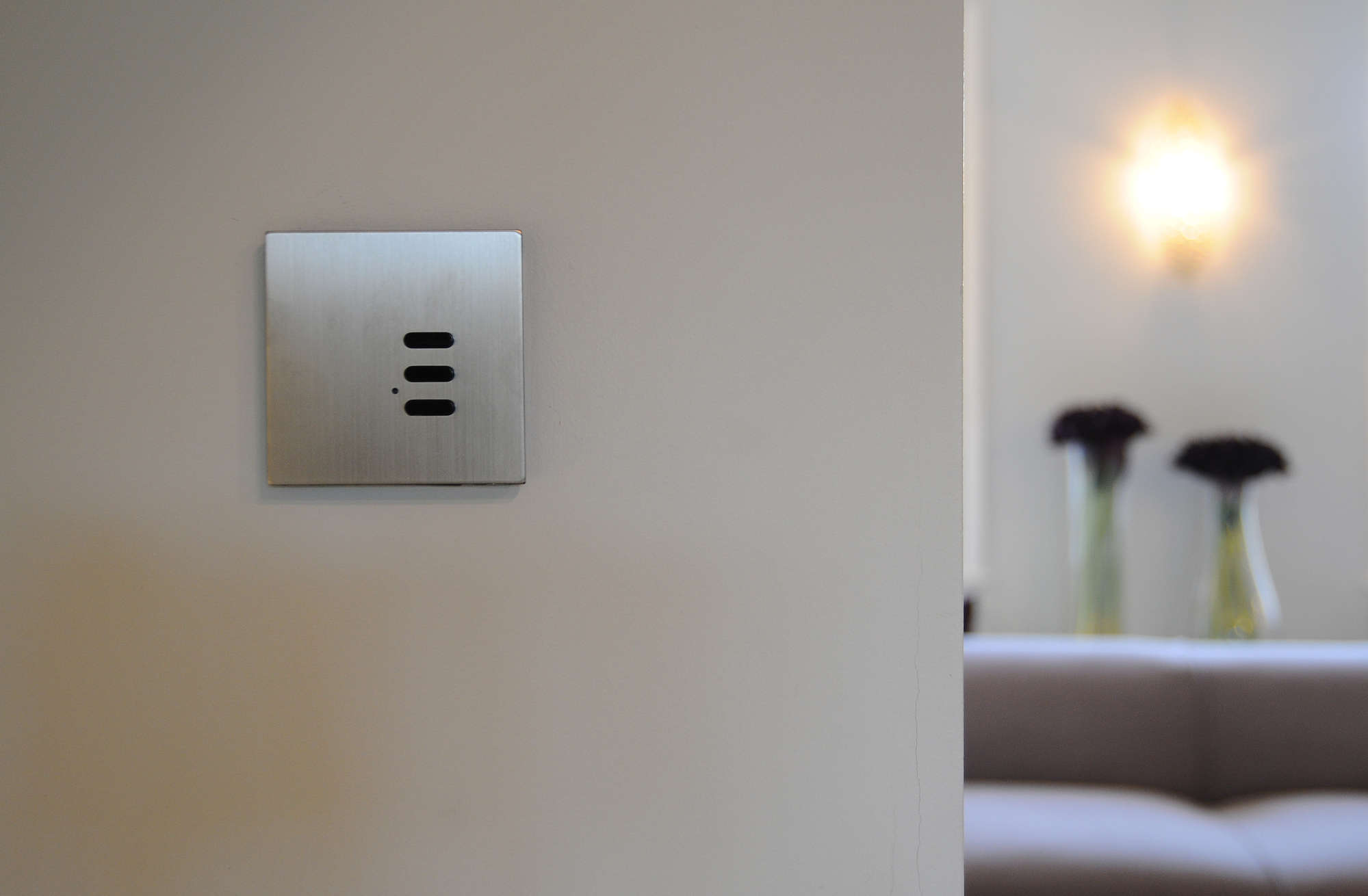 Wise Switch 4 Channel Satin Stainless Steel 3V | Mr Resistor Lighting