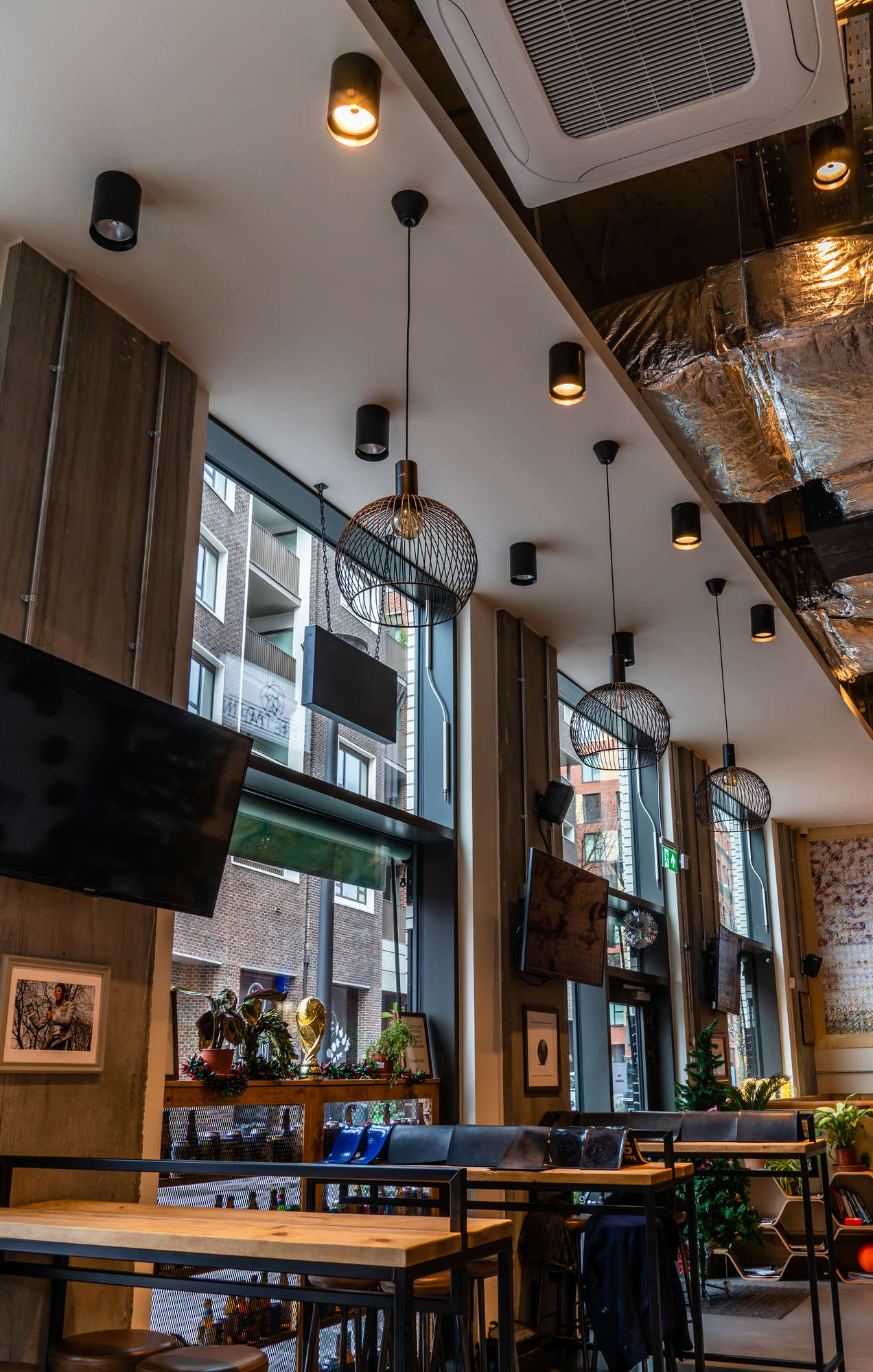 Can Downlight Large Black 150W | Mr Resistor Lighting