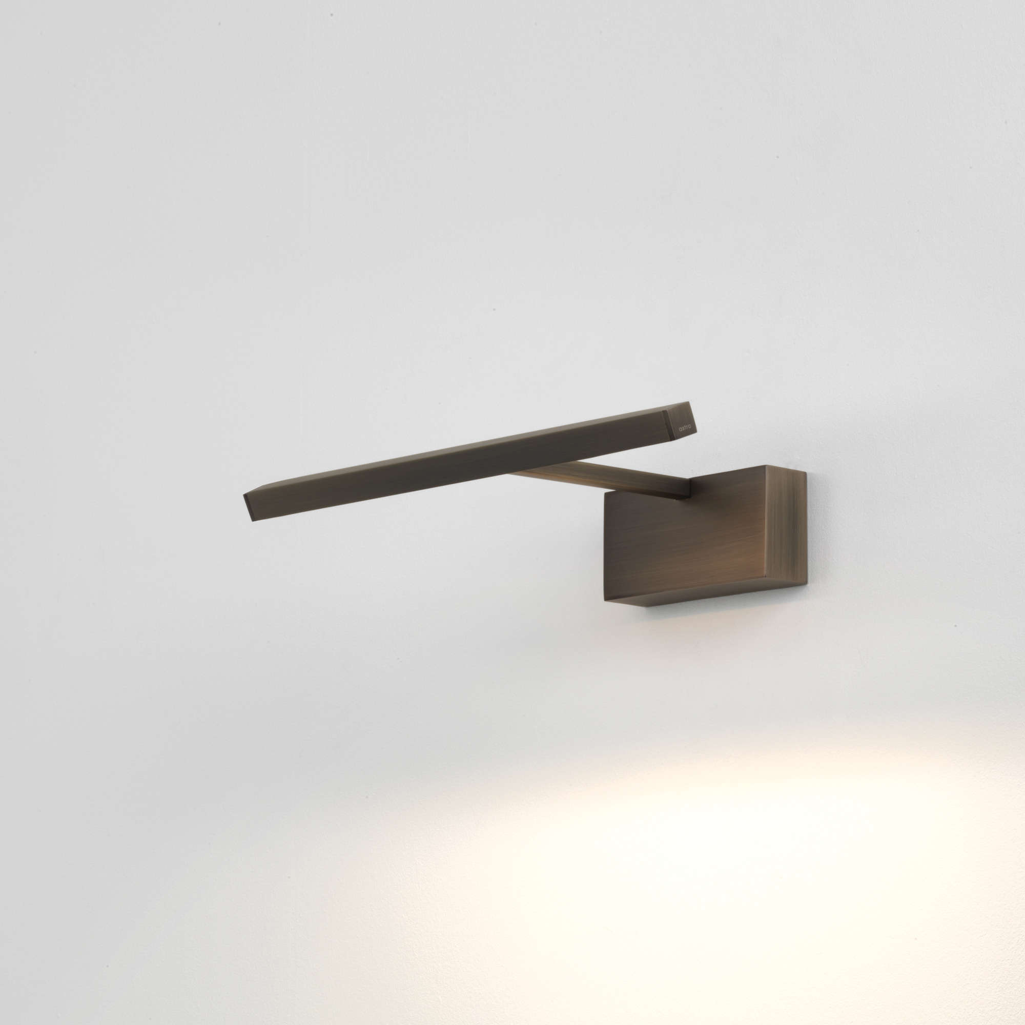 Mondrian LED Wall Mounted Picture Light 300mm 2700K Warm White 240V ...