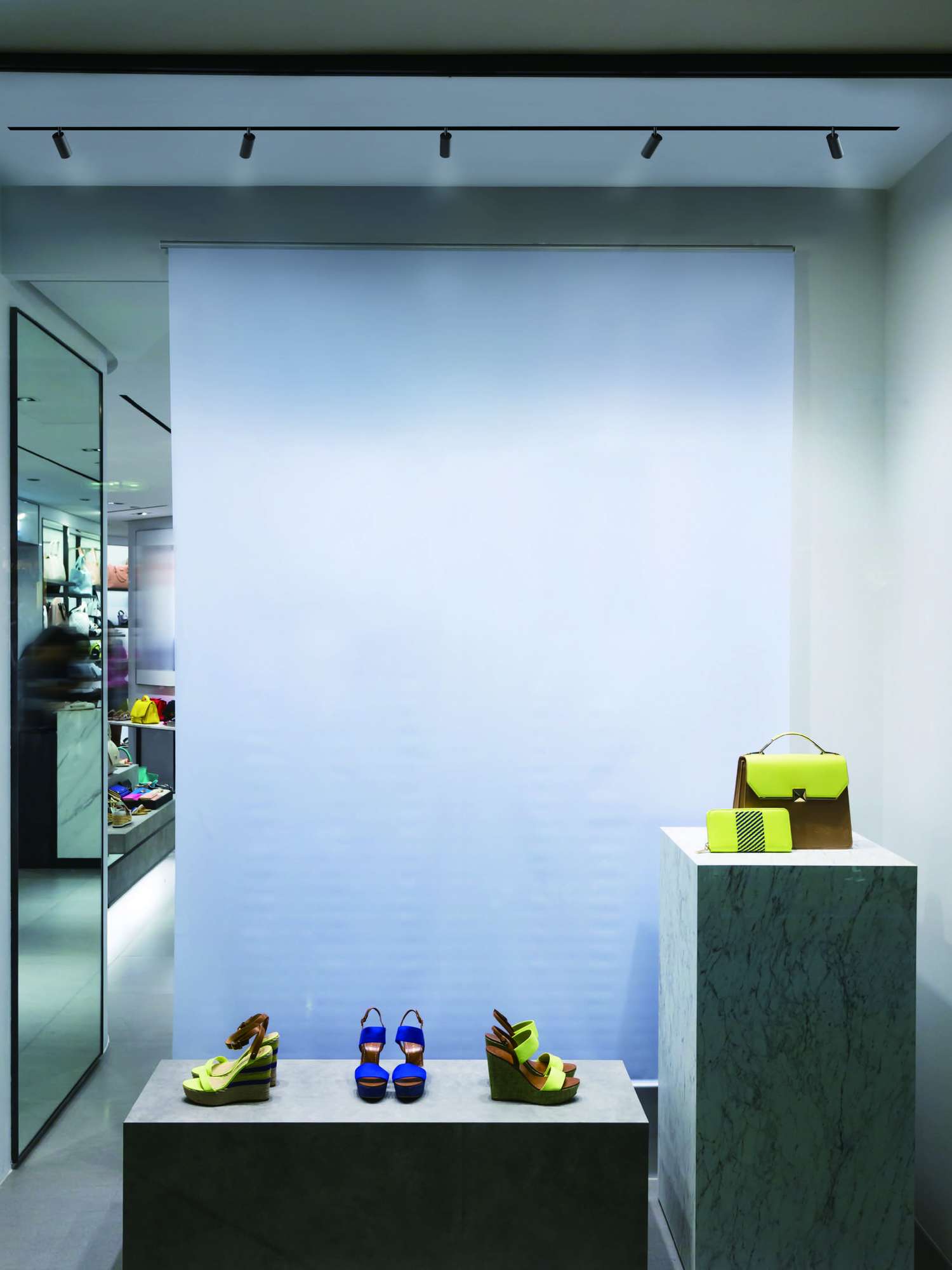 Slim Duet System Trimless Recessed Track 24V Black 1500mm | Mr Resistor ...