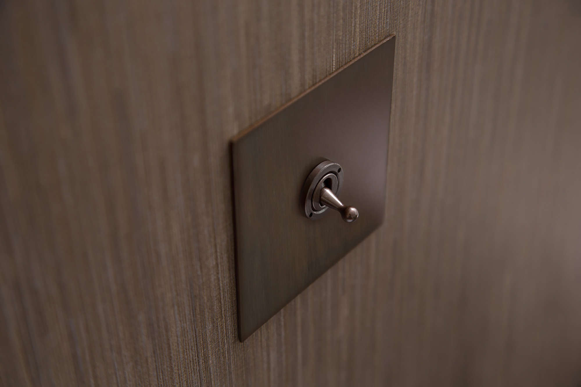 Horizon Square Dimmer Plate and Caps 3 Gang Chocolate Bronze | Mr ...