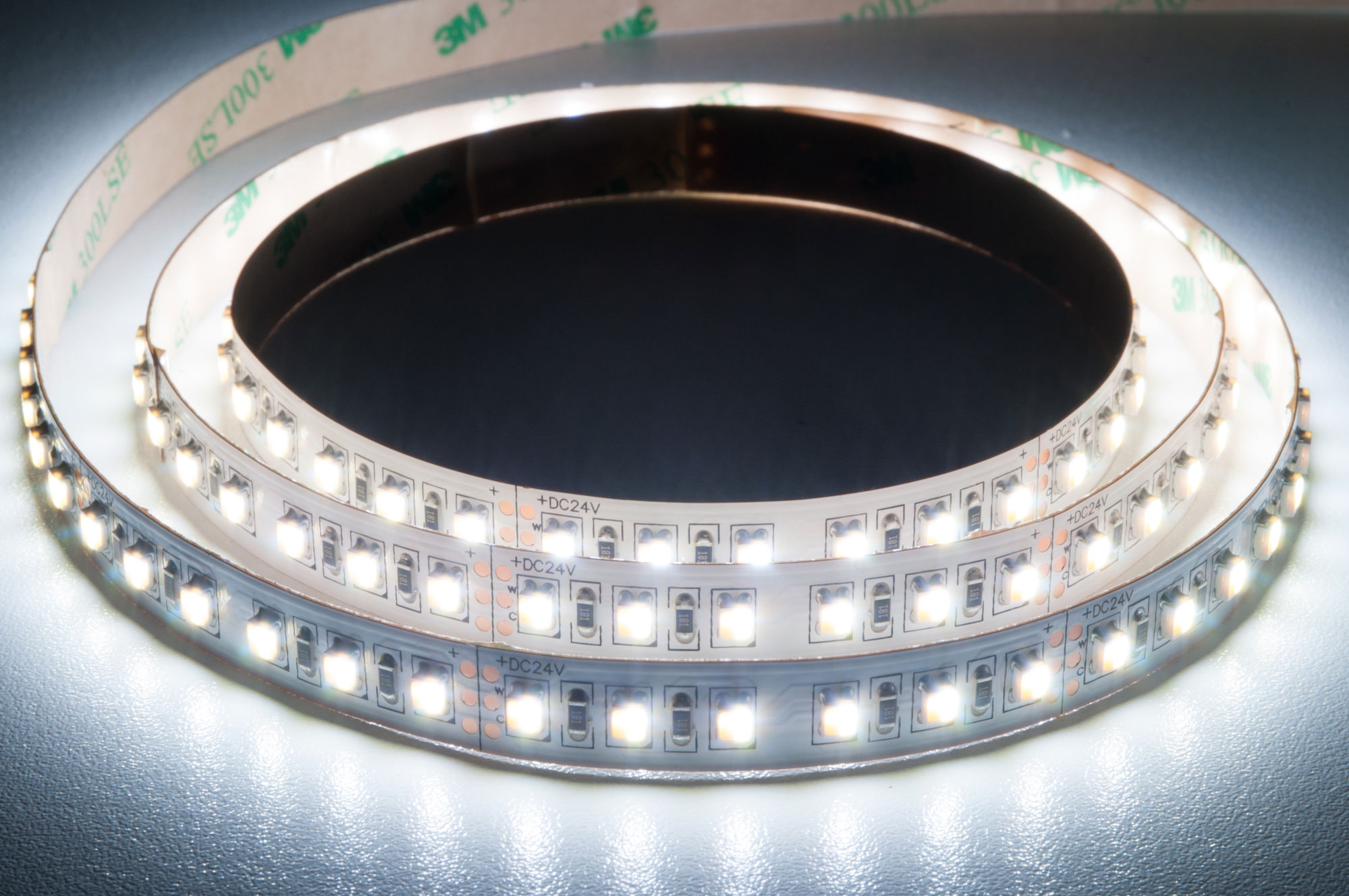 LED Tape Dynamic White 5m Zonik Wifi and Bluetooth Smart Kit 24V 96W ...