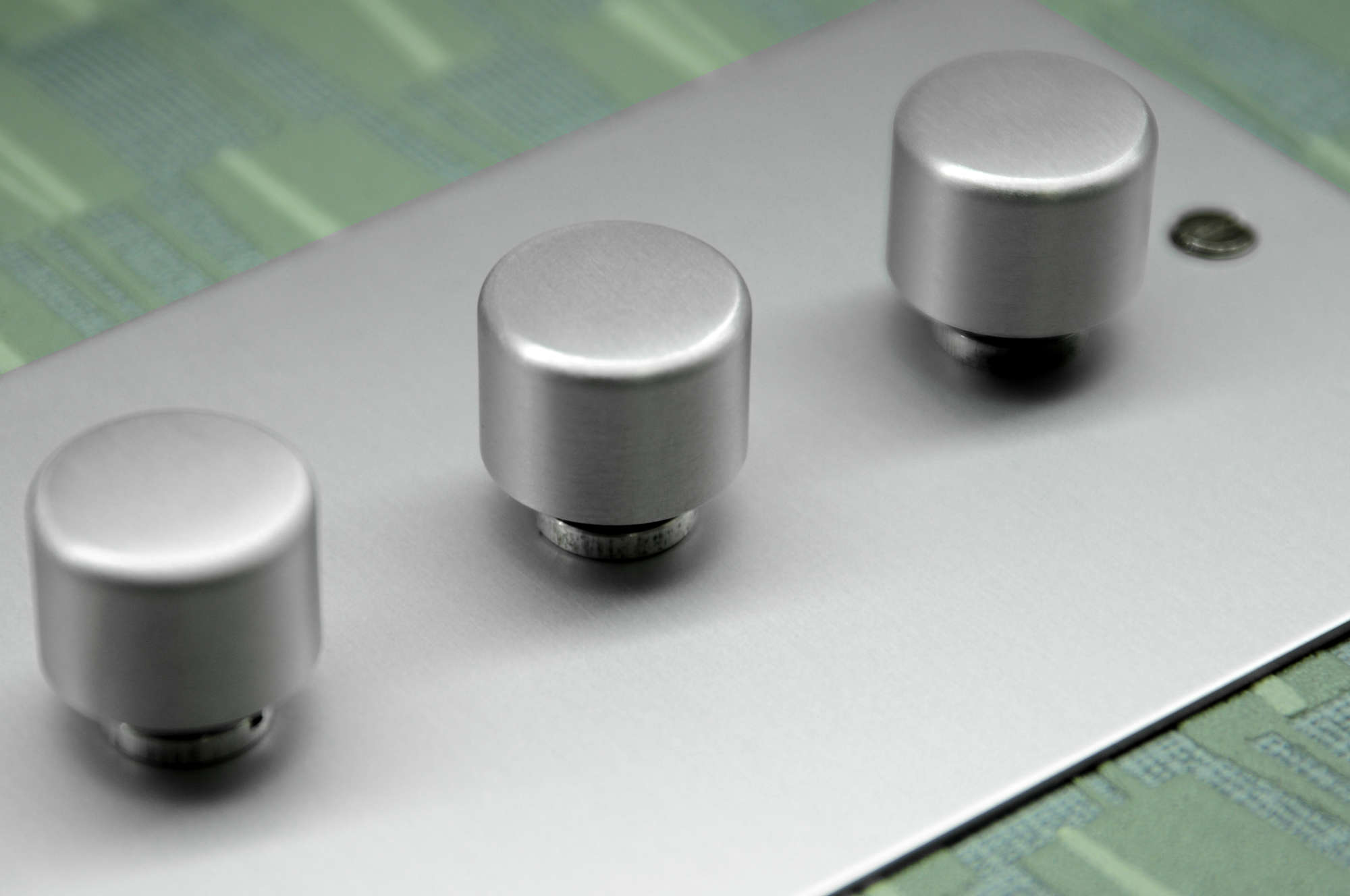 Dolly Switch 3 gang 2 way Aluminium | Mr Resistor Lighting