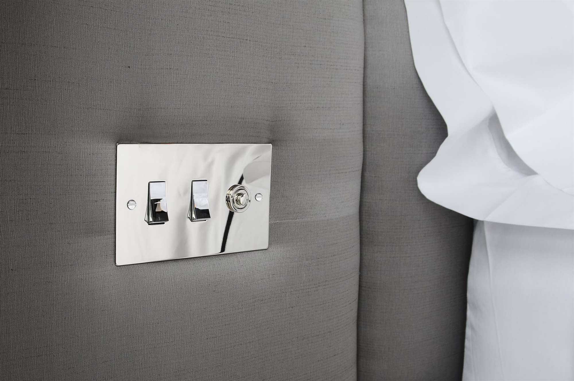 Horizon Square Fuse Spur 1 gang 13 amp switched flex outlet Polished ...