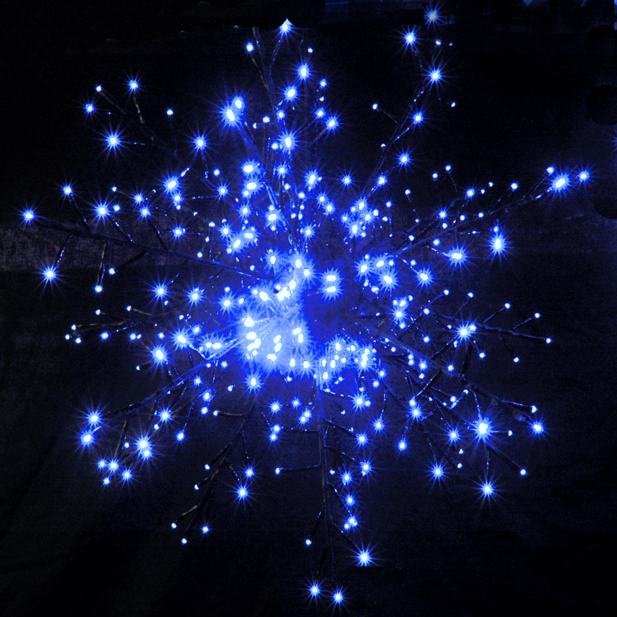 LED Outdoor/Indoor Snowflake 65 Blue Black | Mr Resistor Lighting