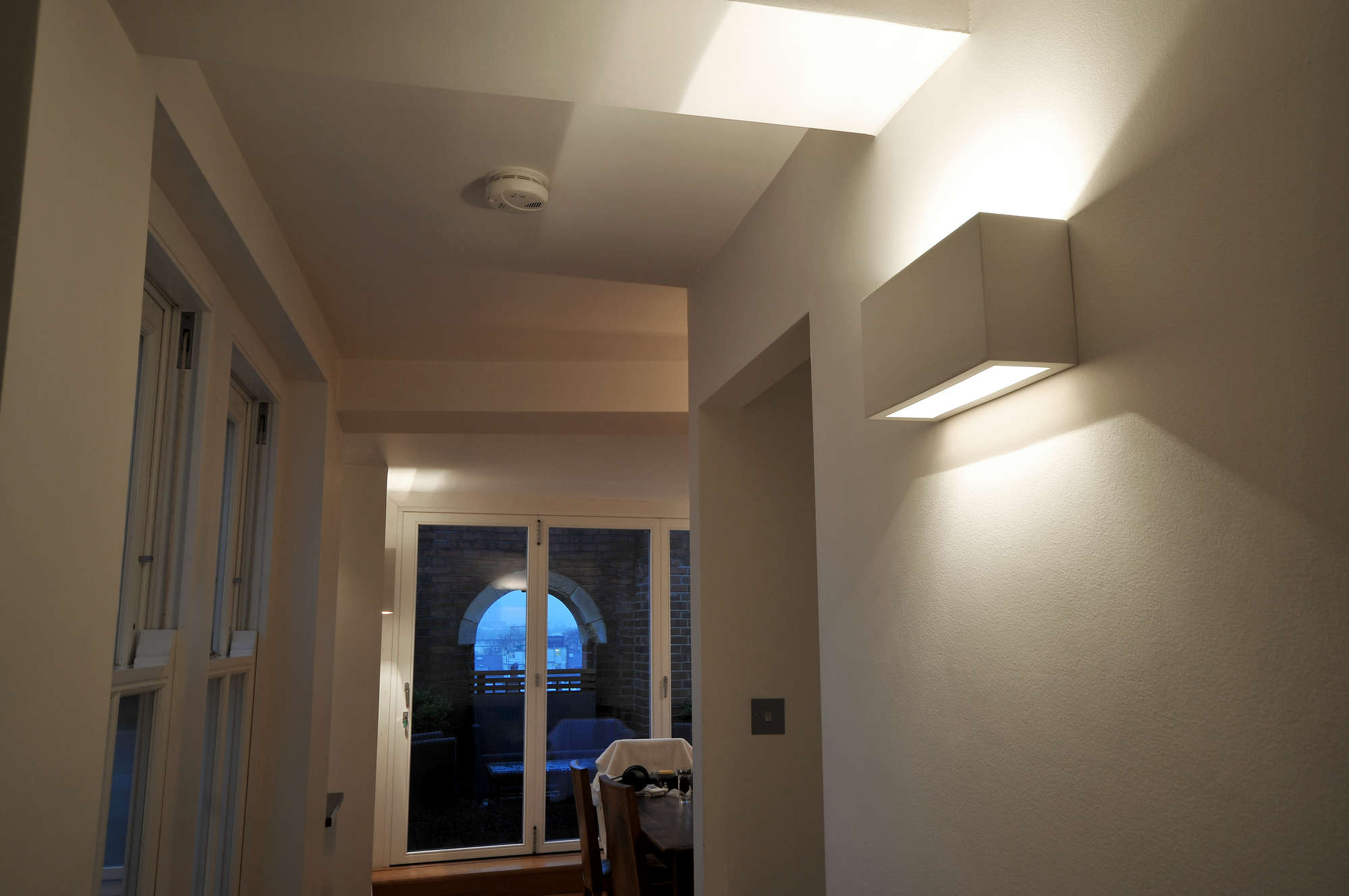 Rectangular Plaster Up and Down Wall Light GU10 240V 2 x 35W White | Mr ...