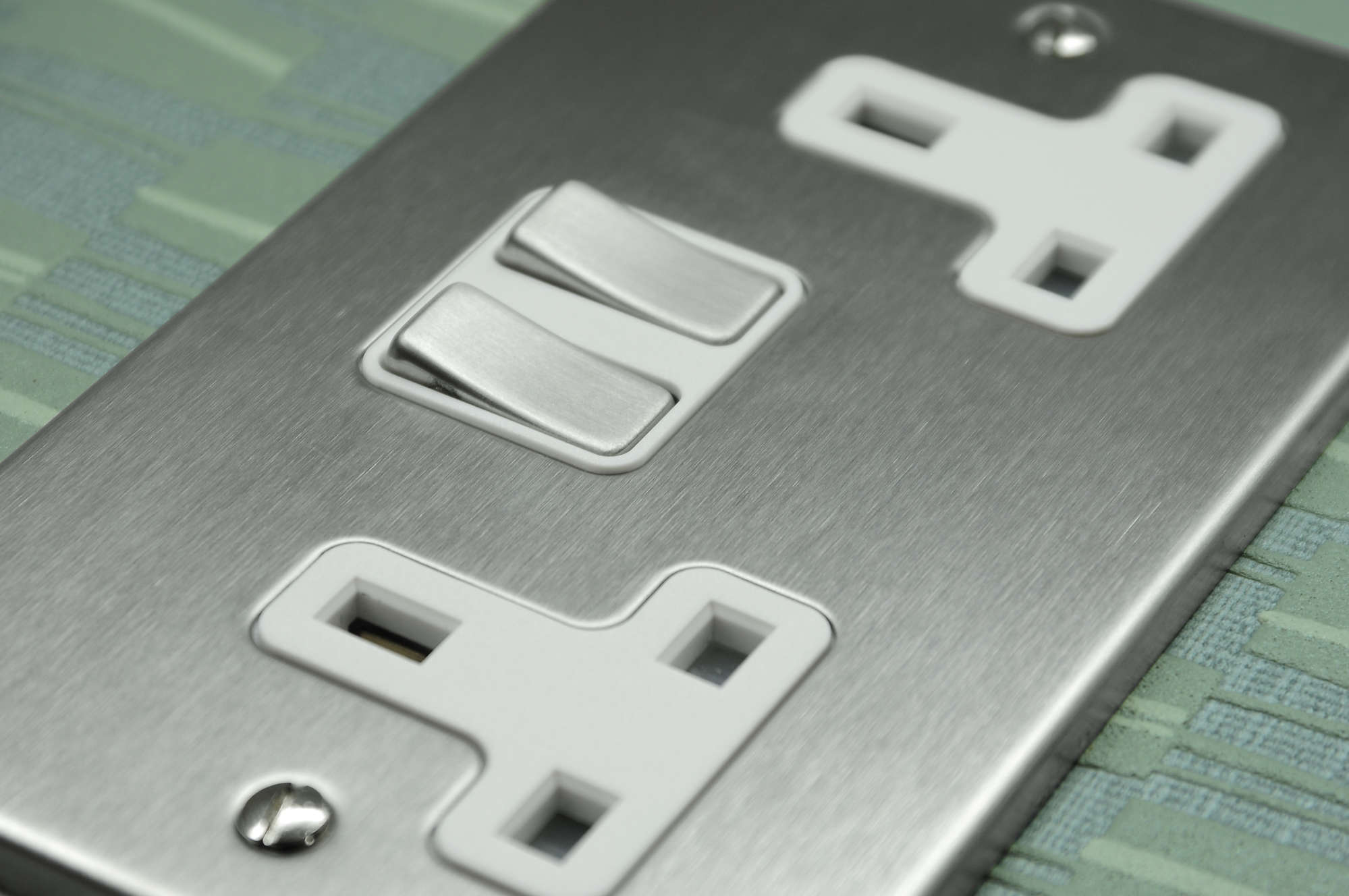 Euro Plate 1 Gang Euro Plate Satin Stainless | Mr Resistor Lighting