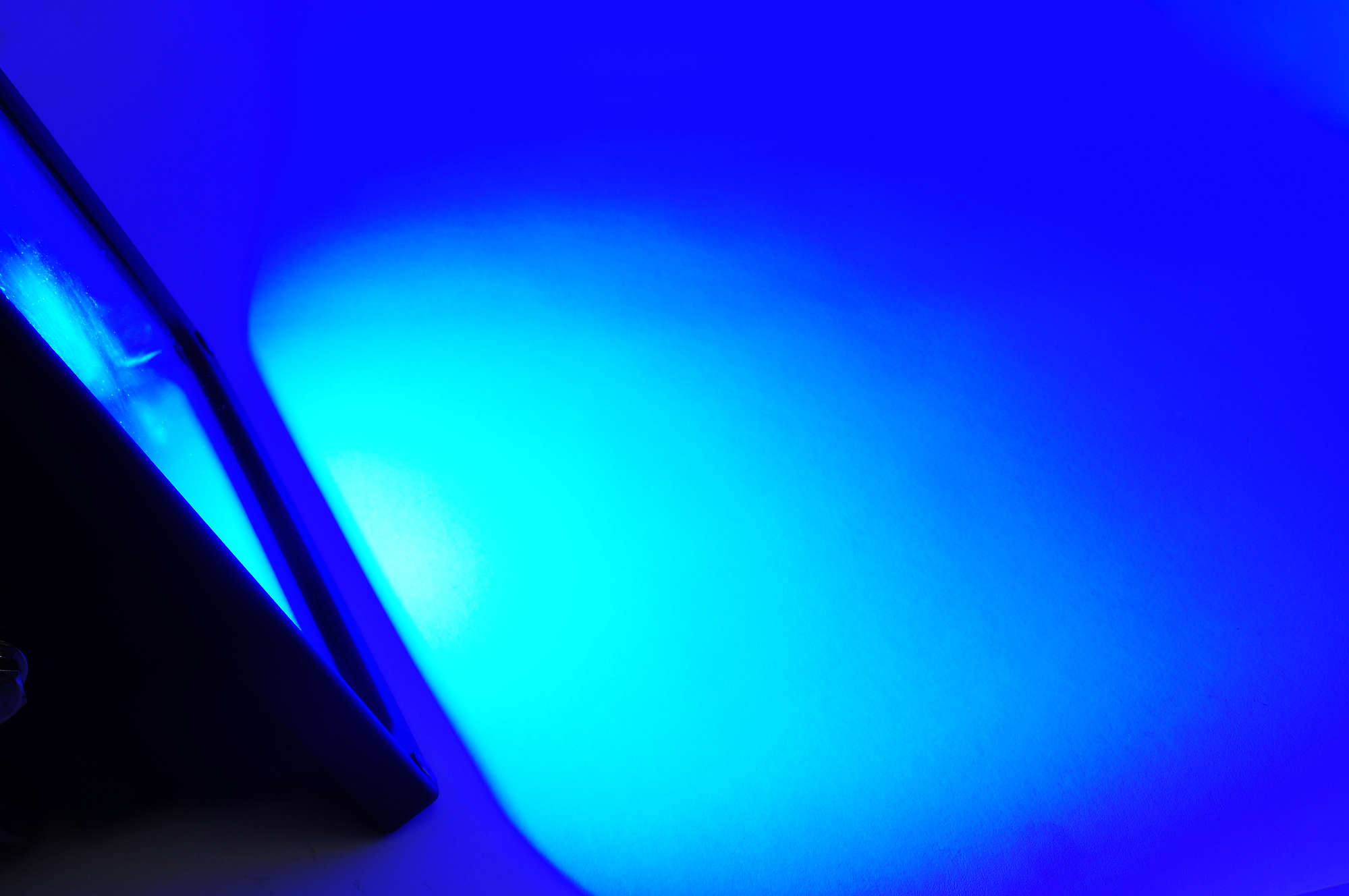 LED Floodlight Spike 240V 30W (=300W) Blue | Mr Resistor Lighting