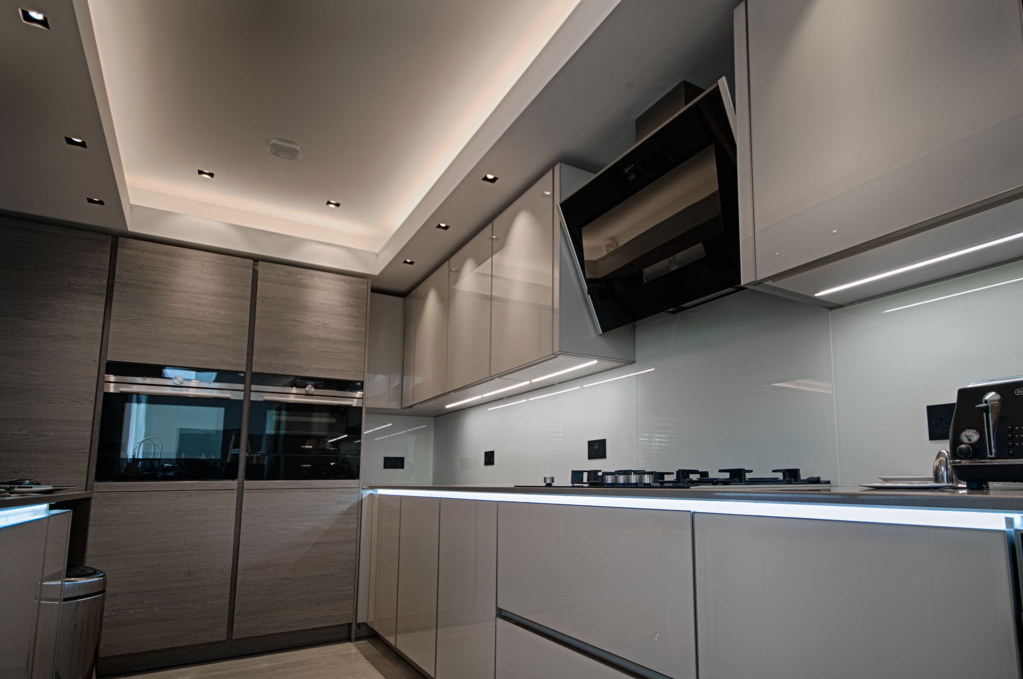 Maxi Recessed Extrusion Profile Anodised Aluminium 2000mm | Mr Resistor ...