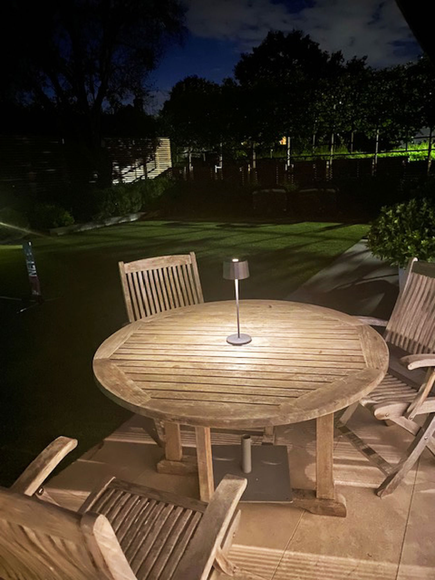 Rechargeable Portable LED Lamp Black 2.2W | Mr Resistor Lighting